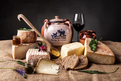 Alpkaese de Alpkäse Bergkäse Schweizer Alpkäse