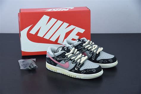 Nike Sb Dunk Low Prm “cashew Nut Flower” Black Grey For Sale