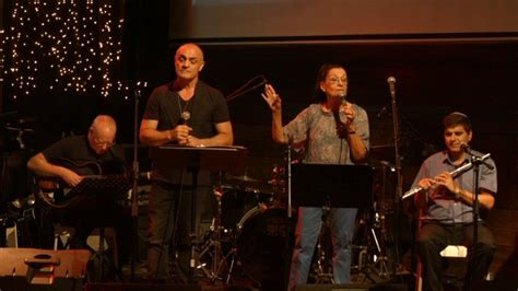 עדנה גורן ובן יוסף טיול בשניים Youtube