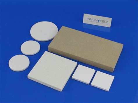 INNOVACERA Round Customized Alumina Porous Ceramic Plates 1um 100um Porousity 40 For Filter Gas