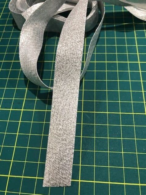 18mm Silver Sparkly Bias Binding Wallington Sewing Therabee