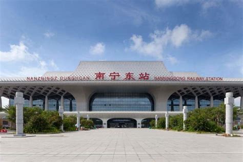 南宁东站南广场图片景区示意图第19页大山谷图库