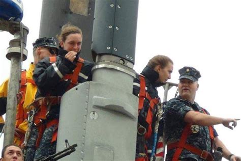 Us Navy Picks First Female Enlisted Sailors To Serve Aboard Submarines