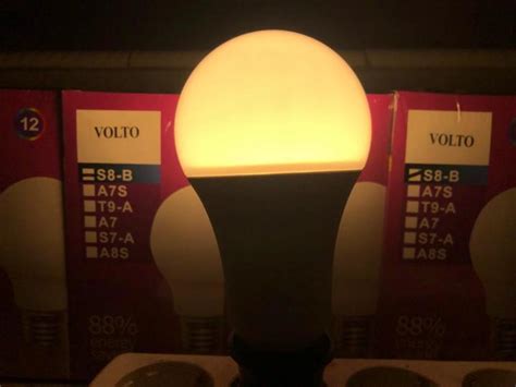 Bohlam Led Lampu Led Cahaya Kuning Volto Lazada Indonesia