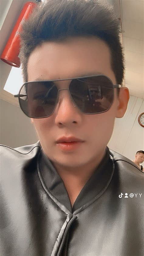 墨鏡一戴 誰都不愛 台南