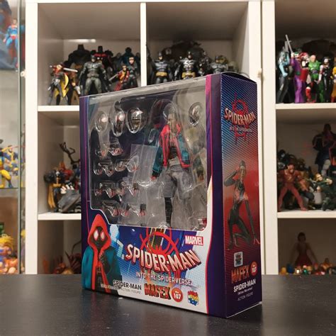 Mafex Into The Spider Verse Miles Morales OFF