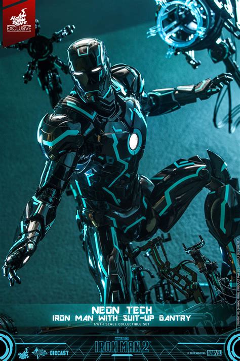 Hot Toys Iron Man 2 Action Figure 16 Neon Tech Iron Man With Suit Up
