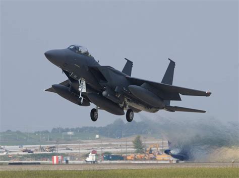 韩国空军f 15k战机首次发射slam Er导弹附图新浪军事新浪网