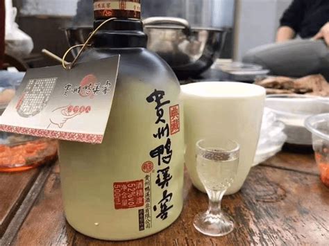 贵州又一名酒陨落，曾红极一时，还与茅台媲美，如今早已不复从前鸭溪品质宣传