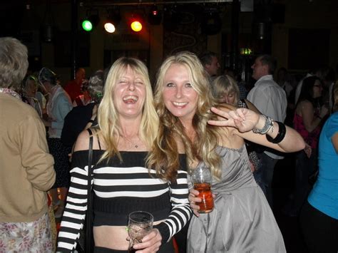 Lisa390 45 From Sheffield Is A Local Granny Looking For Casual Sex