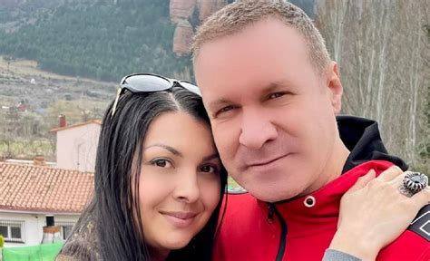 Cine Este Alin Oprea A Cântat în Trupa Talisman A Trecut Printr Un Divorț Are Doi Copii și S