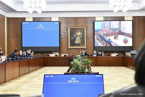 Улсын дээд шүүхийн шүүгчид нэр дэвшигчтэй нэр дэвшигчийн сонсгол хийлээ