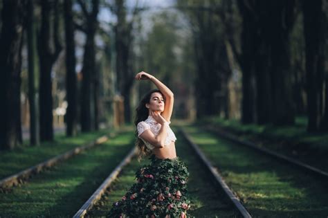 Women Outdoors Belly Long Hair Arms Up Women Brunette David