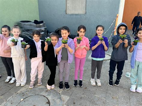 פרחים של תקווה לשלומם אהוד מנור גן יבנה האתר הרשמי החדש