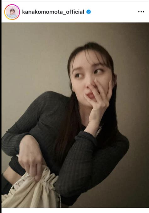 百田夏菜子、お腹チラ見せのコーデショット披露！ファンから「スタイル良すぎ」「もうほんっと可愛い」の声 スポーツ報知