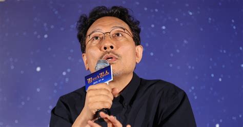 성공하겠다는 일념으로 꼬박 10년찰스 디킨스 ‘원작의 힘 컸습니다”