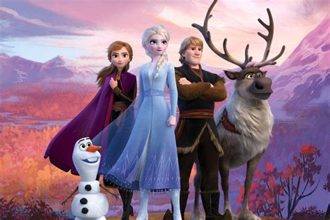 Download Frozen Characters Autumn Backdrop Wallpaper