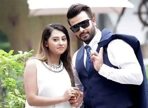 বুবলীর বিরুদ্ধে অবৈধ সম্পর্কের অভিযোগ আনলেন শাকিব খান