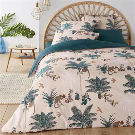 Parure de lit tropical comment lassocier avec dautres décorations