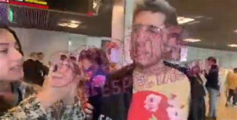 Argentinos organizan un escrache contra Jey Mammón en Madrid el famoso