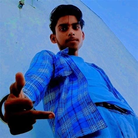 Mohit Mohit 112245 • Threads Say More
