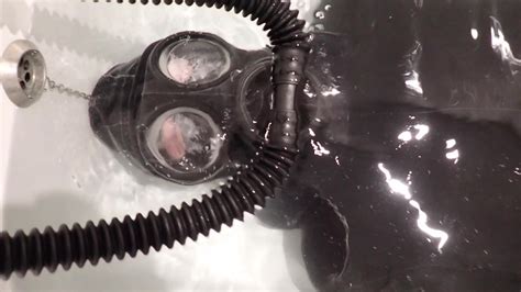 Underwater Rubber Gas Mask Bondage Breathplay Thisvid Com