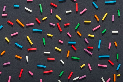 디자인 배너 포스터 전단지 카드 엽서 커버 브로셔의 배경에 하드 섀도우가 뿌려진 다채로운 패턴의 트렌디 한 패턴 0명에 대한 스톡 사진 및 기타 이미지 Istock