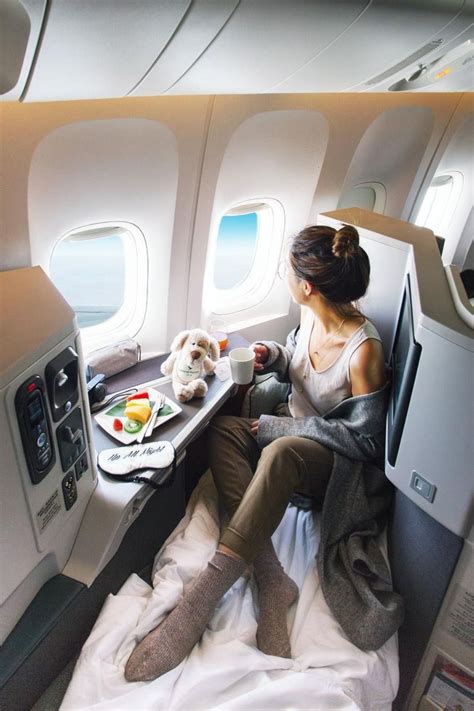 Womens Luxury Lifestyle First Class Plane Flying Inspo Poses Ideas