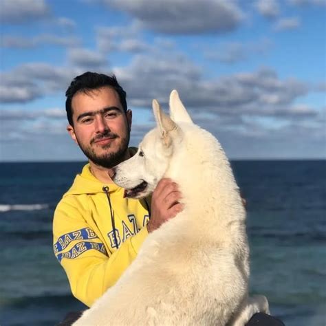 𝐌𝐨𝐡𝐚𝐦𝐞𝐝 𝐇𝐞𝐝𝐢 𝐁𝐞𝐧 𝐒𝐚𝐥𝐚𝐡 🇹🇳 Hadi Bensalah • Threads Say More