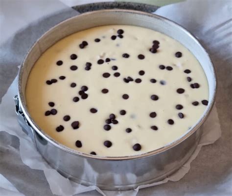 COME REALIZZARE UNA TORTA CREMOSA RICOTTA PERE E CIOCCOLATO Dolce Senza