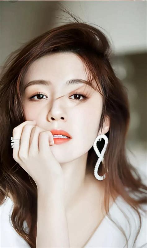 Goddess Wang Xiaochen Personal Photo Inews