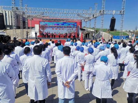 精神文明创建援鄂医疗队员凯旋仪式声势浩大 精神文明思想道德建设深入人心 三河文明网