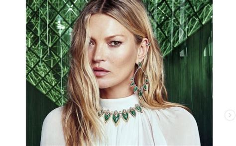 Demi Seni And Sempena Bulan Kesedaran Kesihatan Mental Video Kate Moss Tidur Terjual Rm62 000