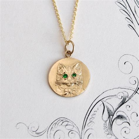 Handmade 14k Cat In A Bowtie Charm Necklace Tsavorite Green Garnet