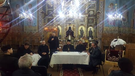 PREOȚII ȘI PROFESORII DE RELIGIE DIN PROTOIERIA SASCUT ÎNTÂLNIRE DE