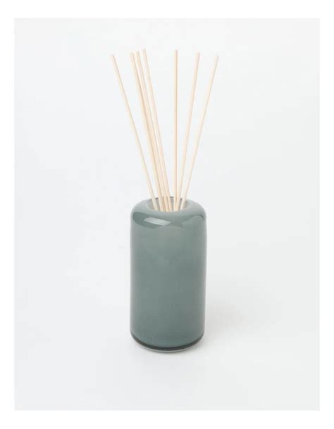 Australian House And Garden Vetiver And Cedarwood Reed Diffuser In Grey Myer