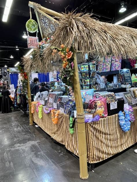 Wondercon Jeff Granitos Tiki Booth Rcomiccon