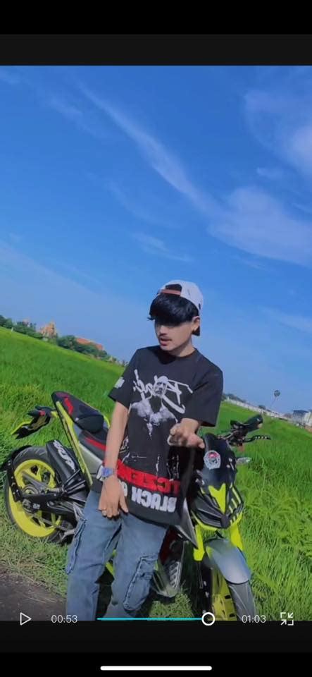 Vvvv ផុសសេរី