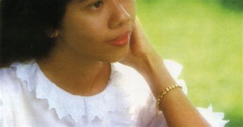 ศูนย์รวมเพลงเก่า ใหม่ Mp3 เอ๋ พัณนิดา เศวตาสัย อัลบั้ม หลงรักเธอ พ ศ
