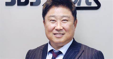 두산 지휘봉 내려놓은 김태형 전 감독 해설위원으로 새출발