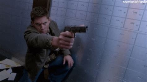 Dean Winchester S Find And Share On Giphy