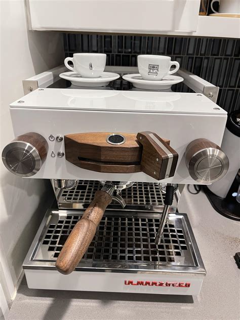 wood kit installed with shot timer r espresso