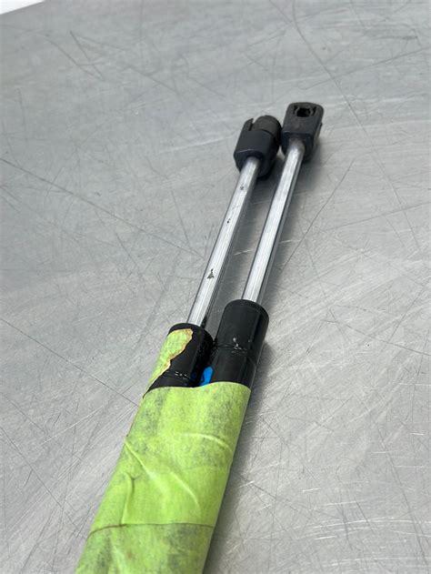 05 13 C6 Corvette Hood Struts Oem Nextgenpartsplace