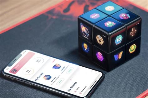 This Rubiks Cube With Displays In Each Square May Be The Most Innovative Gaming Experience Of