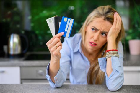 The Effect Of Late Credit Card Payments Empireone Credit