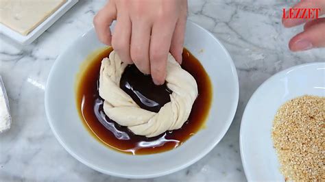 Lezzetli Tarifler Milföyden Simit Tarifi Resimli Videolu