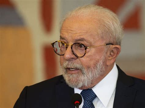 Lula Assina Projeto Para Reajustar Salários Das Forças De Segurança Do Df