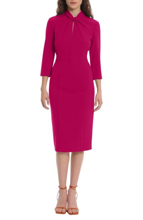 Donna Morgan Crepe Three Quarter Sleeve Sheath Dress In Brightjade