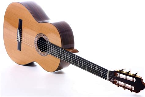 Dos aspectos para elegir las mejores cuerdas para tu guitarra clásica