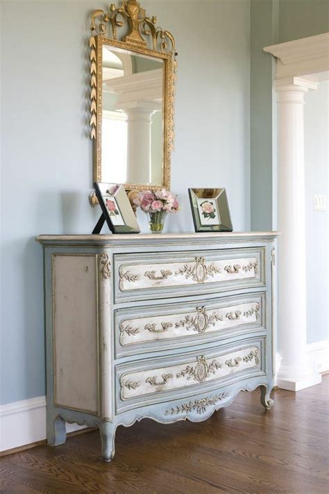 Comment Repeindre Un Meuble Une Nouvelle Apparence Shabby Chic